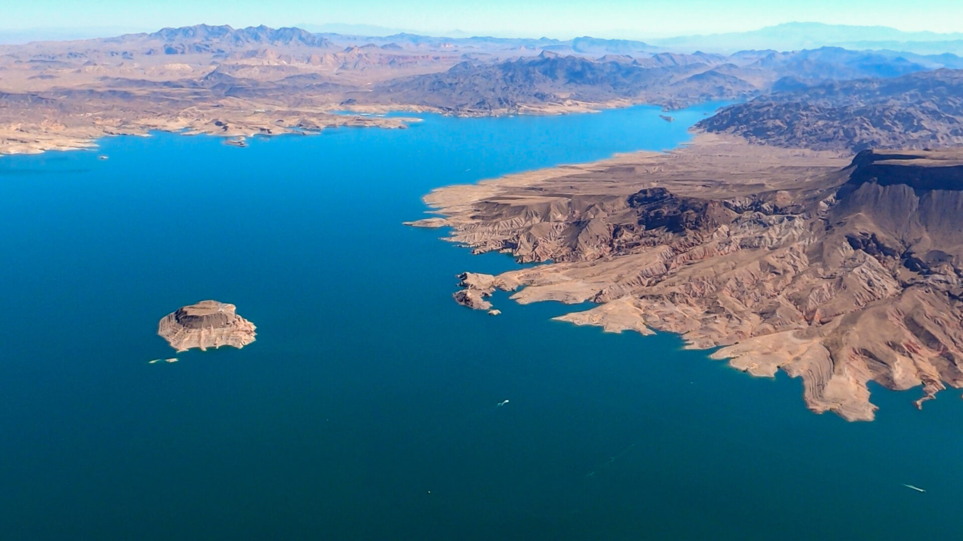 Aerials: Lake Mead and Hoover Dam - The Water Desk