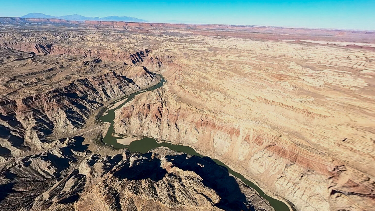 Aerial Videos: Colorado-Green River Confluence - The Water Desk