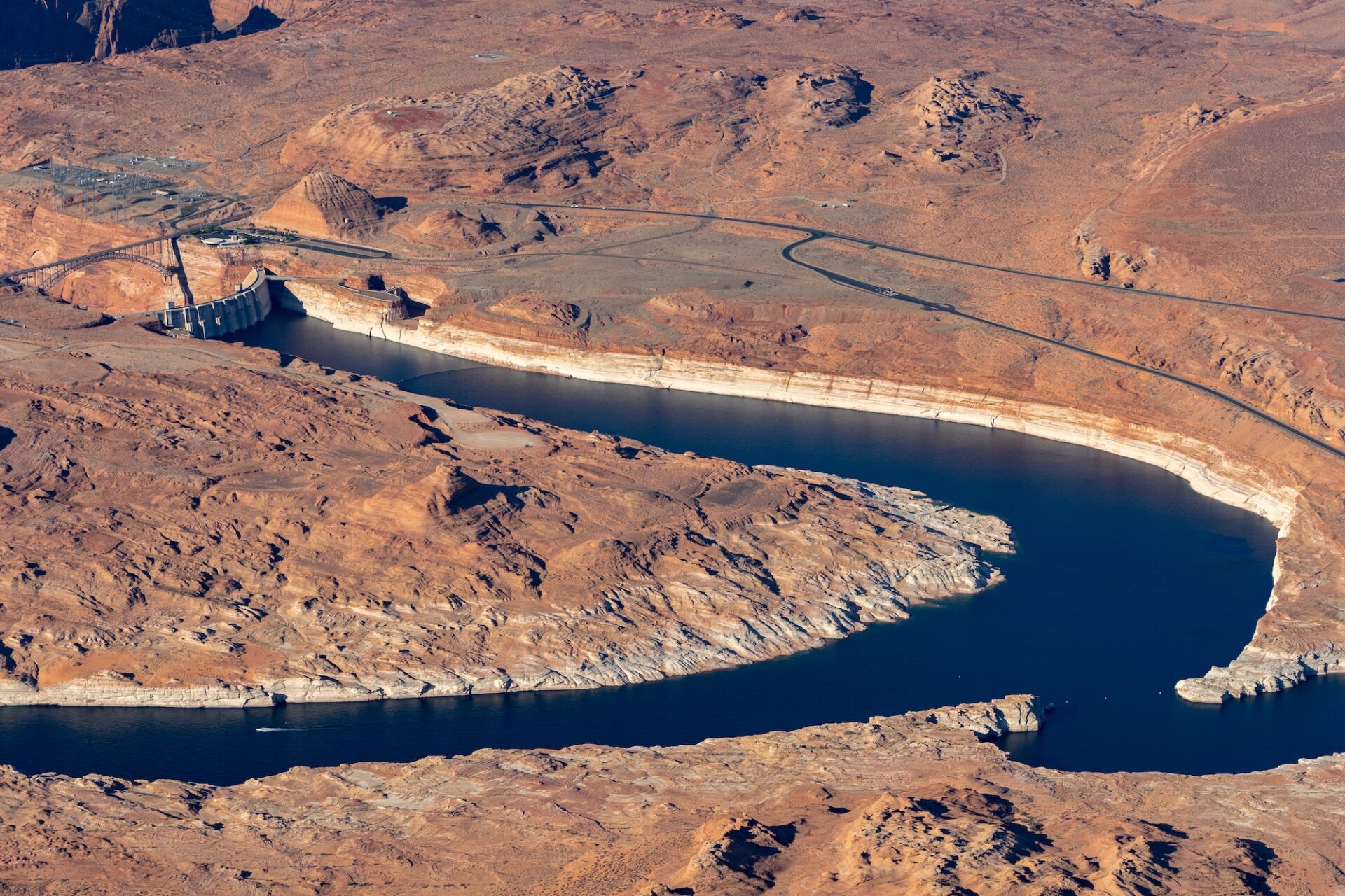 Colorado River faces ‘devastating consequences’ if another dry winter ...